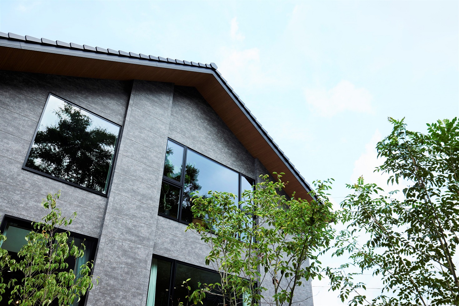 弊社施工のお住まいがKMEW DESIGN AWARD 2022「中国四国エリア賞」を受賞しました | 広島県で注文住宅・分譲住宅・土地のことなら創建ホーム